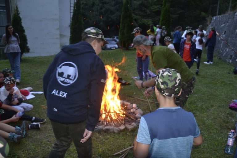 Acasă - Army Camp&Travel